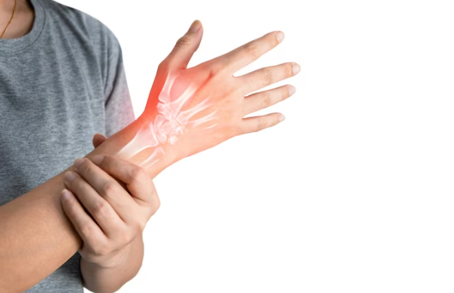 Arm Pain Chiropractor | Collective Chiropractor